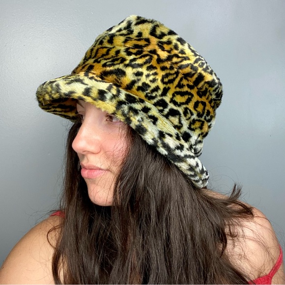betmar | Accessories | Vintage Betmar Y2k Cheetah Faux Fur Bucket Hat ...